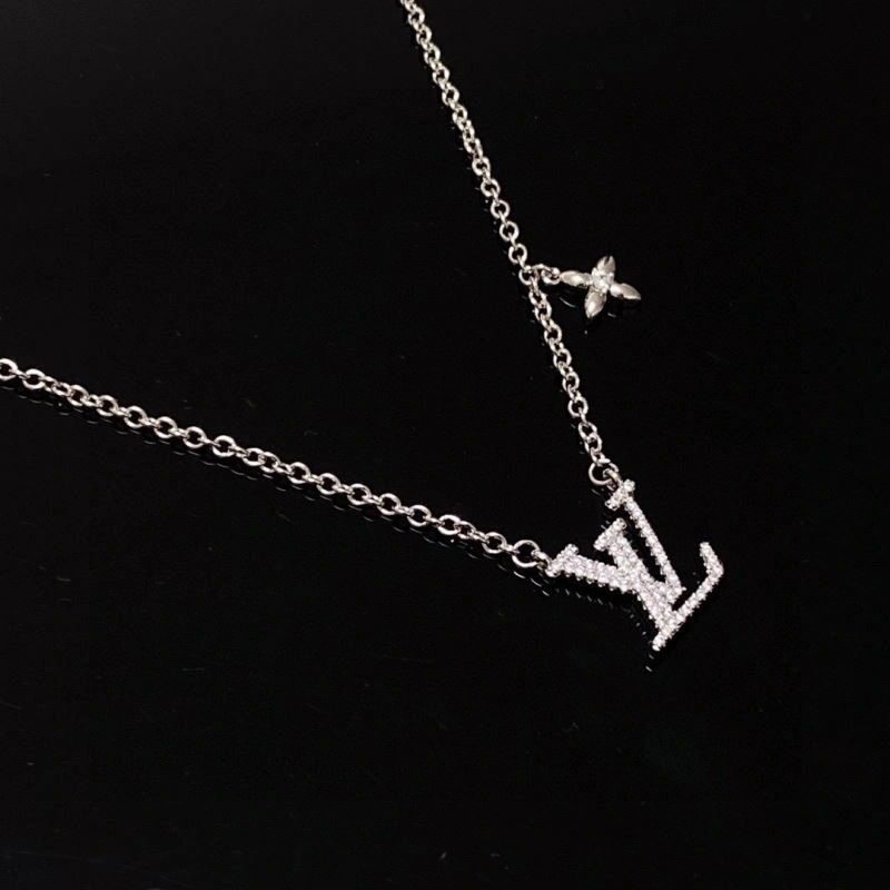 Indistinguishable Louis Vuitton Necklaces