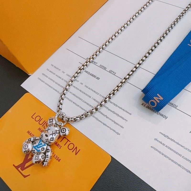 Reasonably priced Louis Vuitton Necklaces