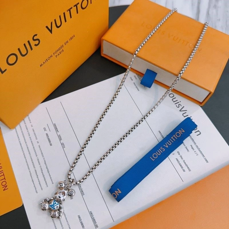 Reasonably priced Louis Vuitton Necklaces