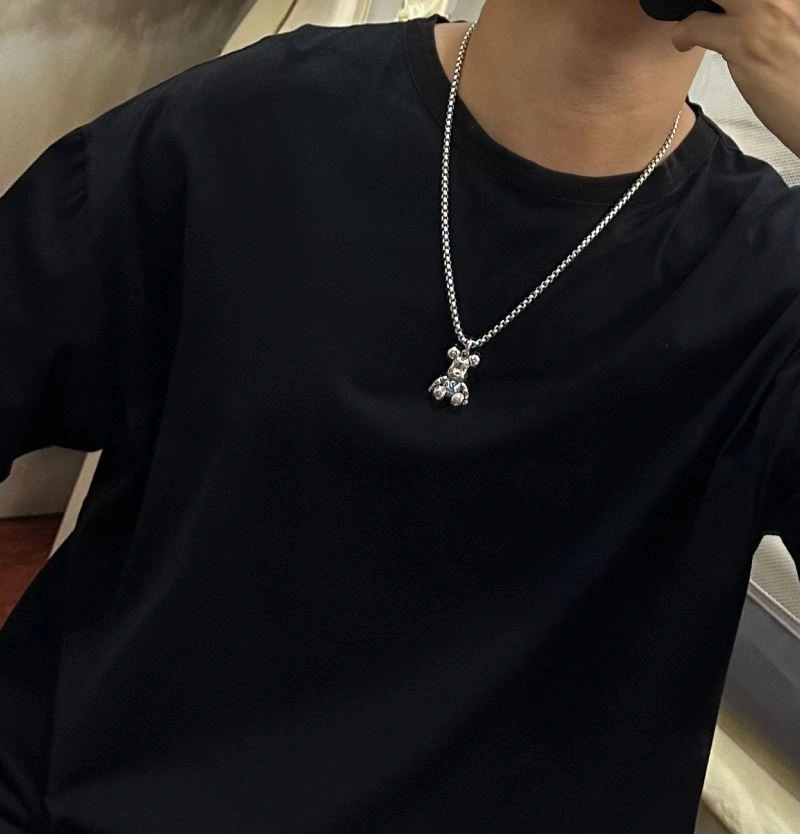 Reasonably priced Louis Vuitton Necklaces