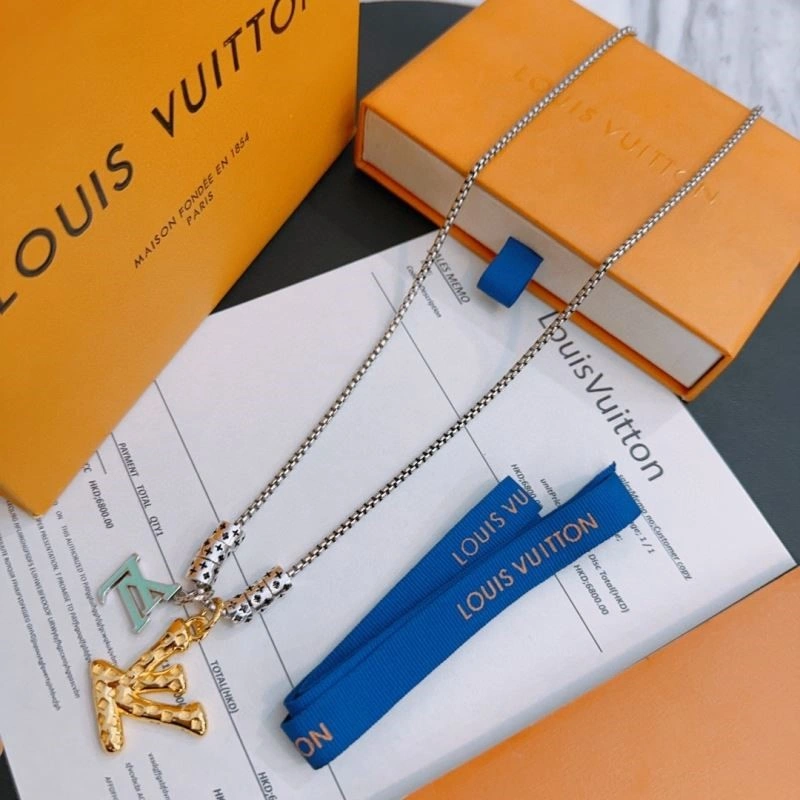 Mirror quality Louis Vuitton Necklaces