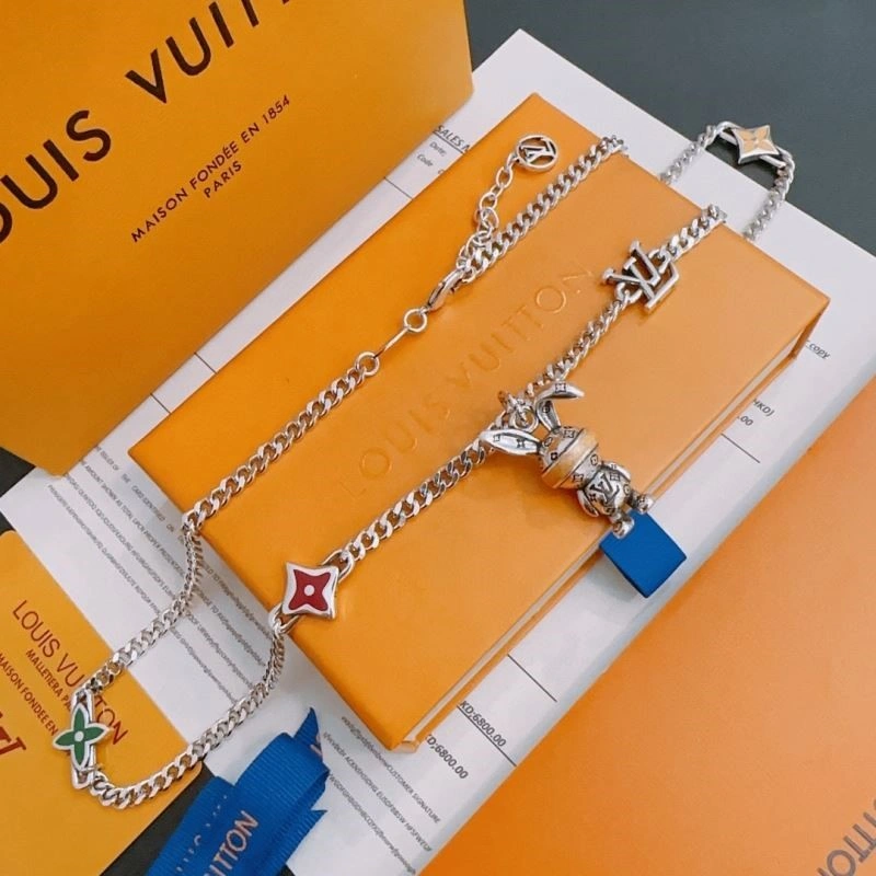 Legit Louis Vuitton Necklaces