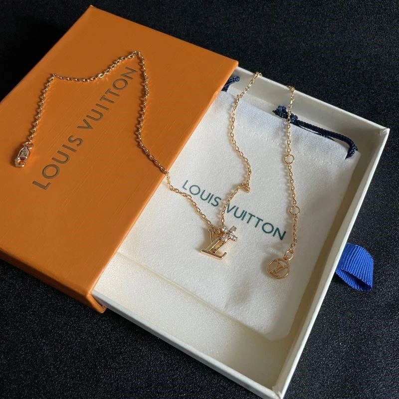 Original Louis Vuitton Necklaces