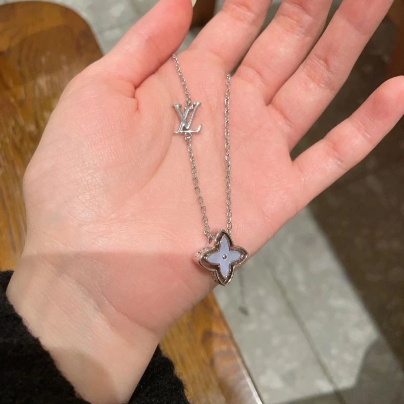 Affordable Louis Vuitton Necklaces