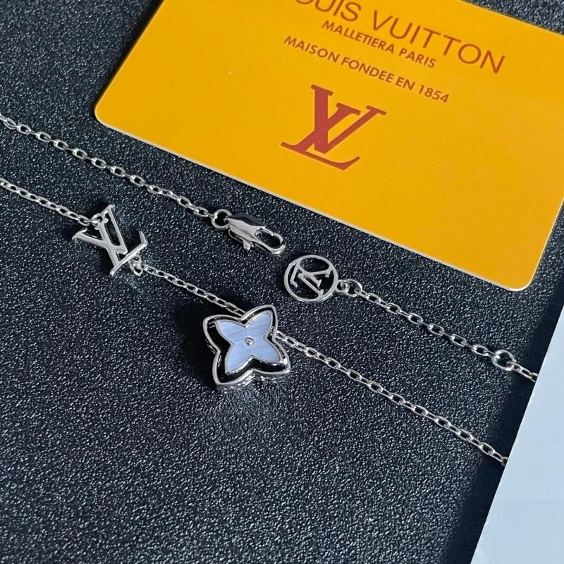 Affordable Louis Vuitton Necklaces