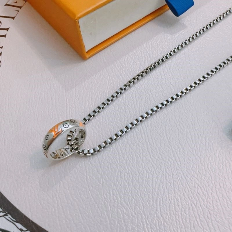 Perfect replica Louis Vuitton Necklaces
