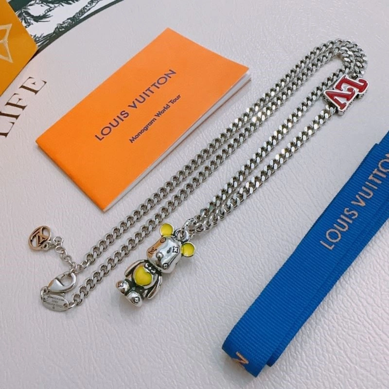 High accuracy Louis Vuitton Necklaces