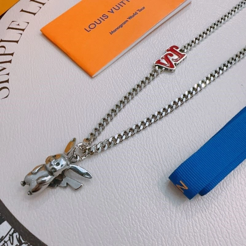 Top mirror Louis Vuitton Necklaces
