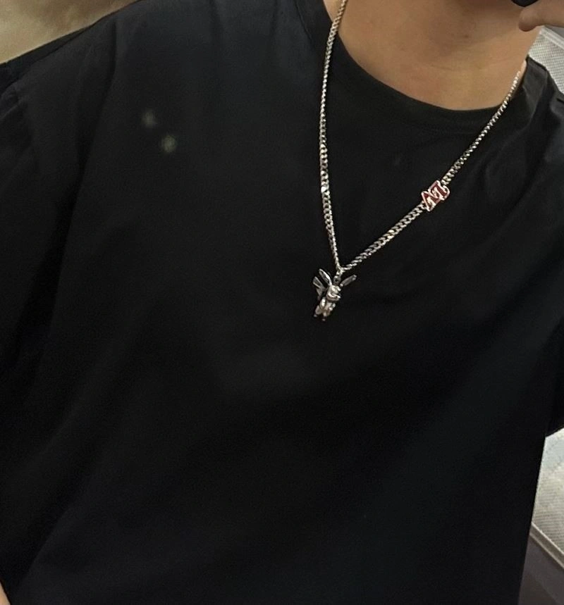 Top mirror Louis Vuitton Necklaces