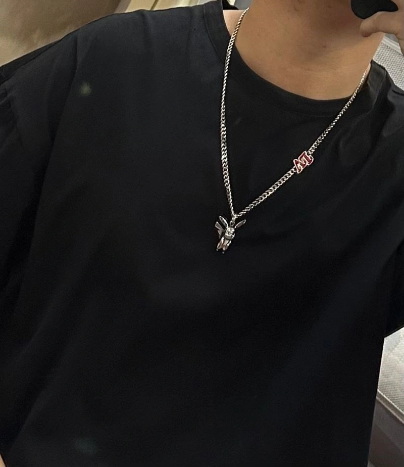 Top mirror Louis Vuitton Necklaces