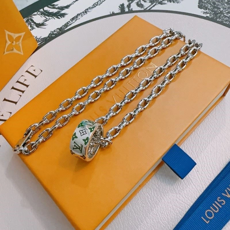 Exact replica Louis Vuitton Necklaces