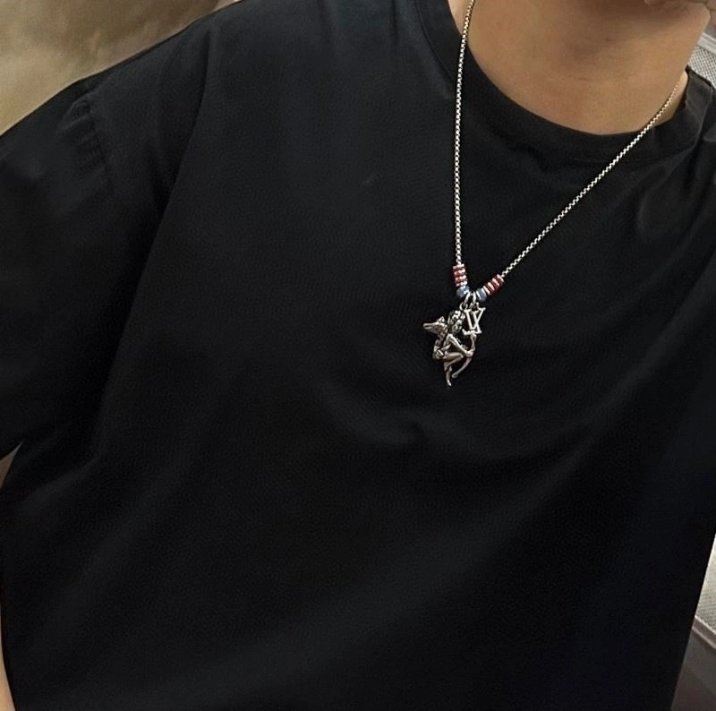 Perfect replica Louis Vuitton Necklaces
