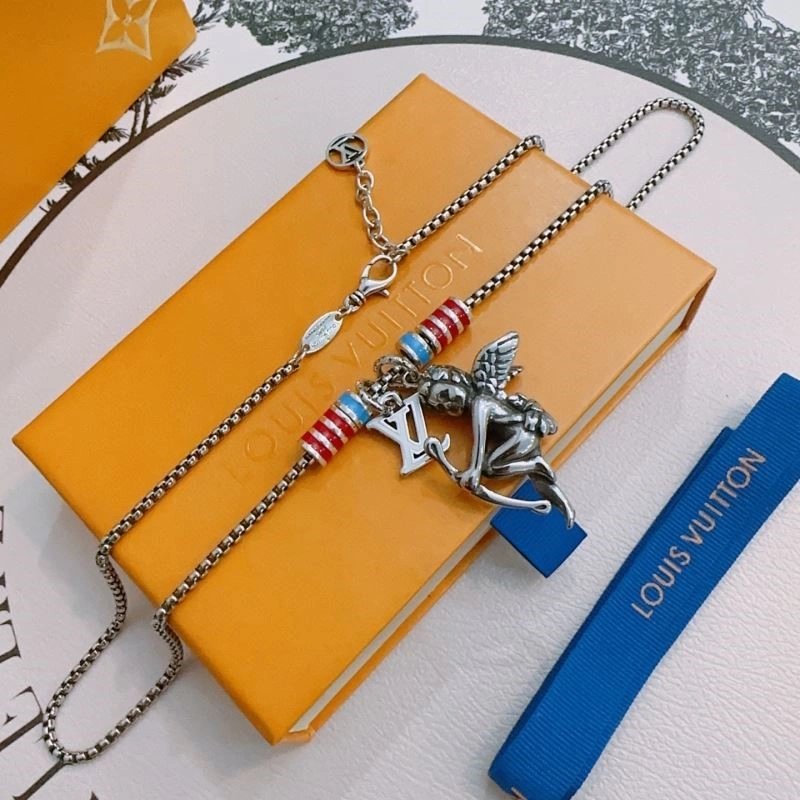 Perfect replica Louis Vuitton Necklaces