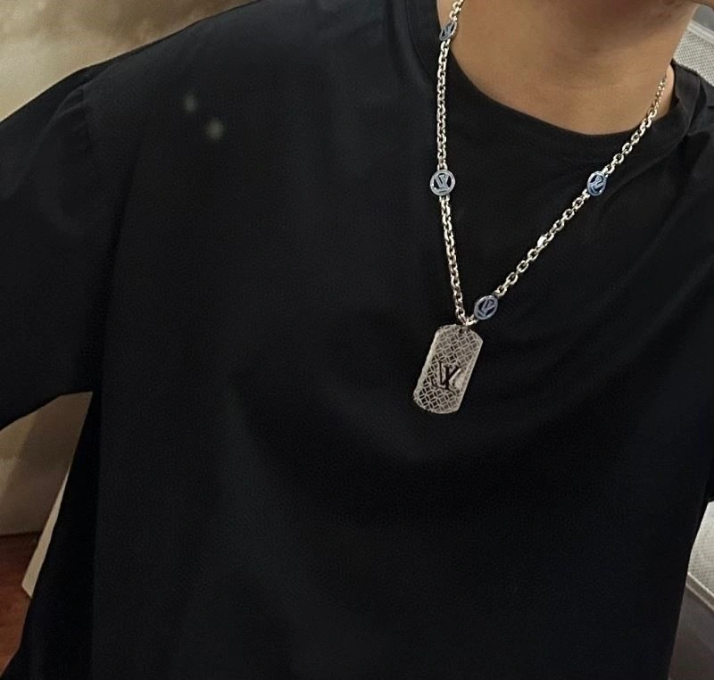 Affordable Louis Vuitton Necklaces