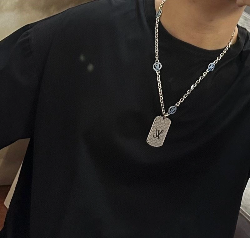 Affordable Louis Vuitton Necklaces