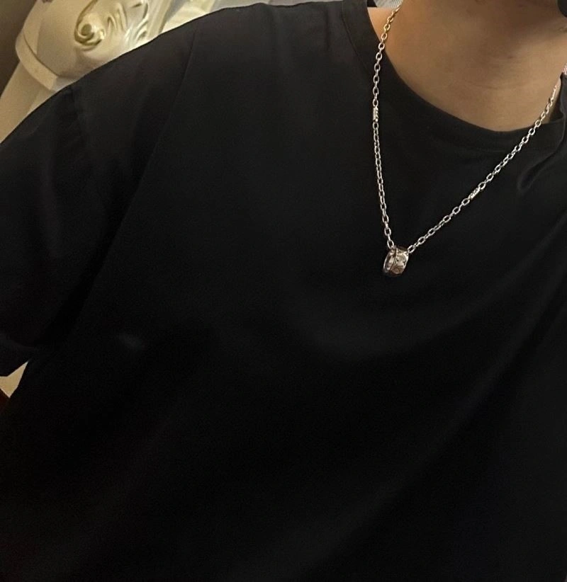 Top mirror Louis Vuitton Necklaces