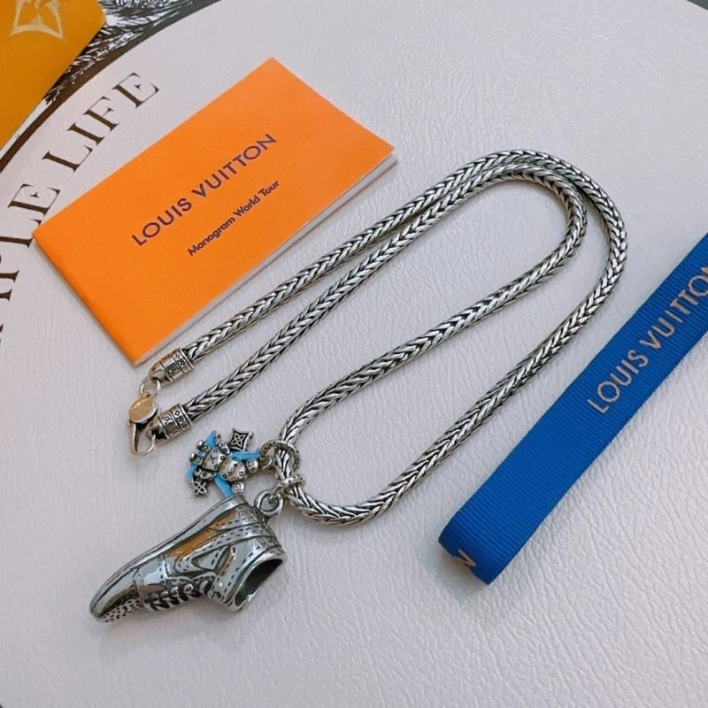 Low-cost Louis Vuitton Necklaces
