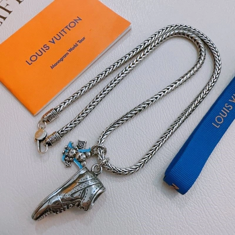 Low-cost Louis Vuitton Necklaces
