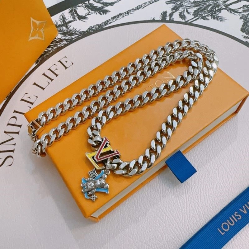 Official Louis Vuitton Necklaces