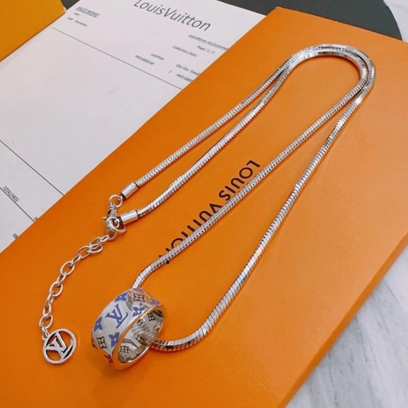 Cut-rate Louis Vuitton Necklaces