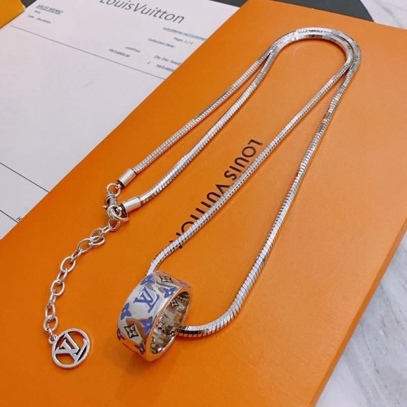 Cut-rate Louis Vuitton Necklaces