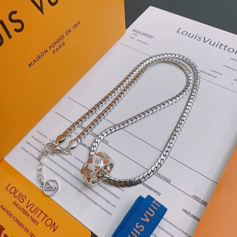 Brand-authenticated Louis Vuitton Necklaces