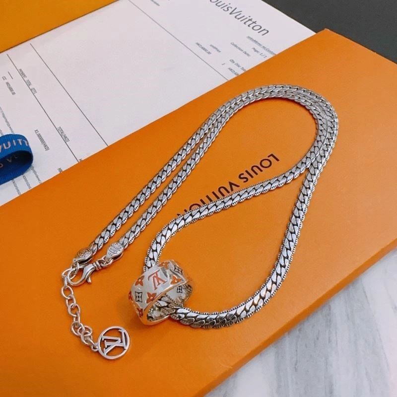 Brand-authenticated Louis Vuitton Necklaces