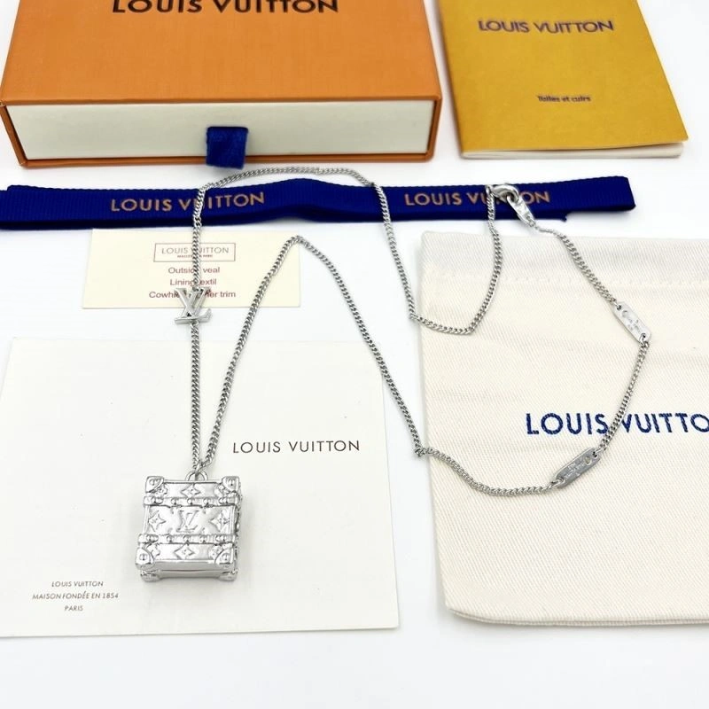 Real Louis Vuitton Necklaces