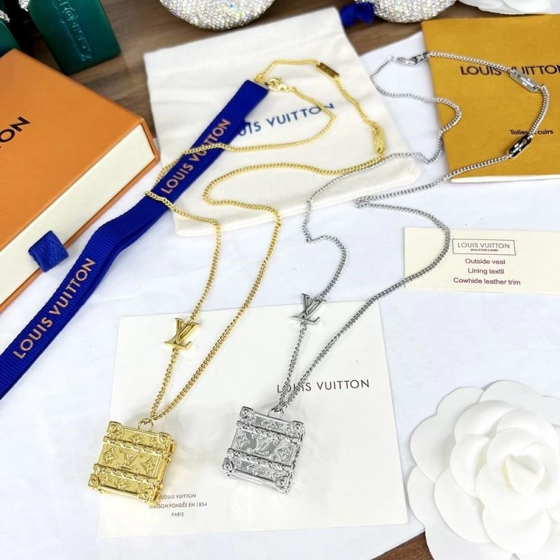 Real Louis Vuitton Necklaces