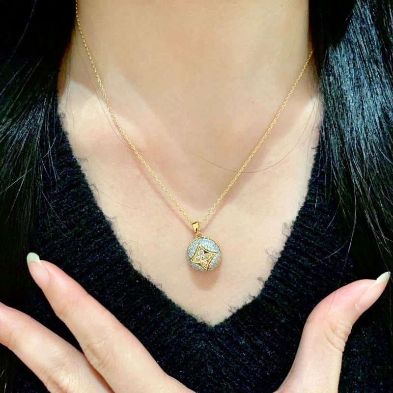 Genuine Louis Vuitton Necklaces