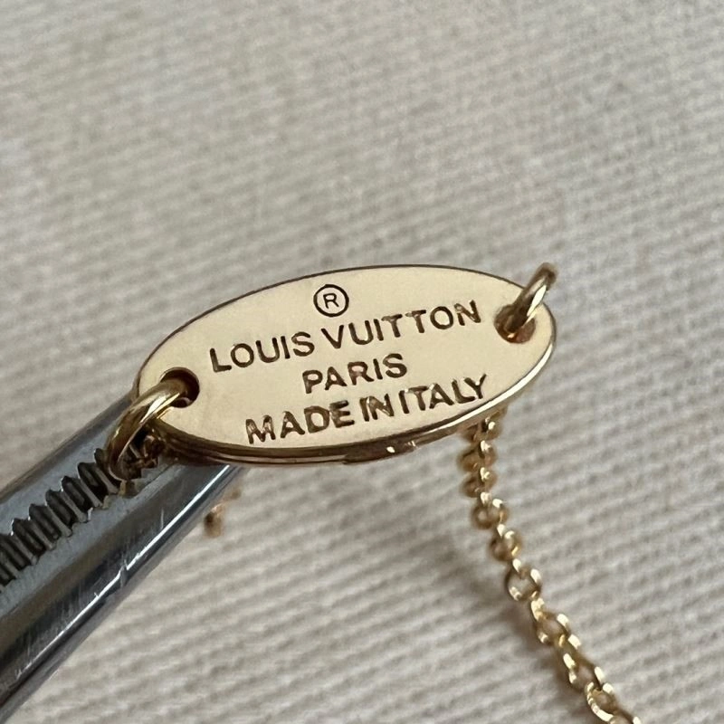 Top match Louis Vuitton Necklaces