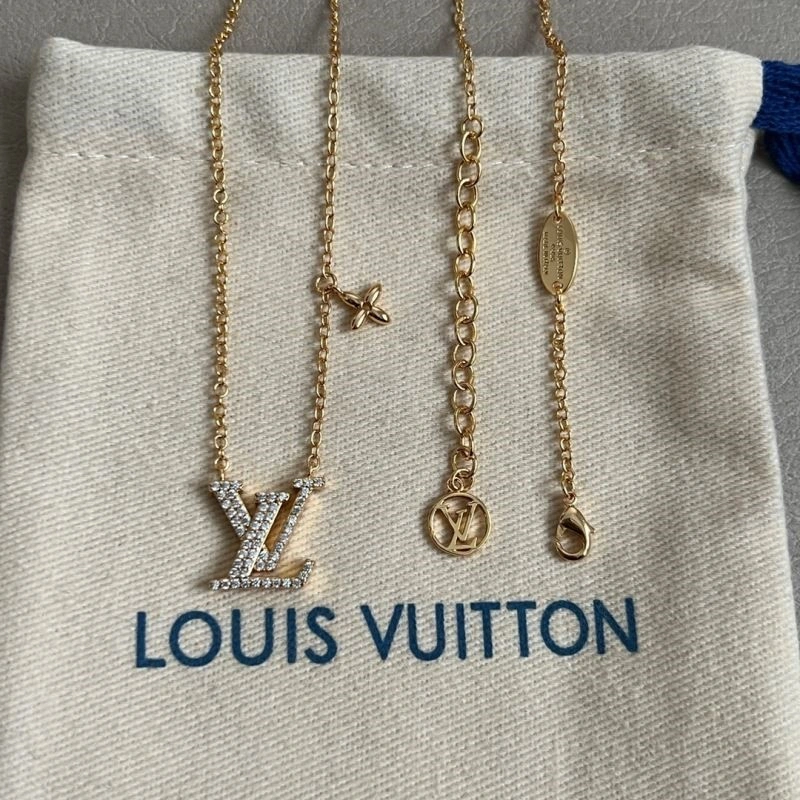 Inexpensive Louis Vuitton Necklaces