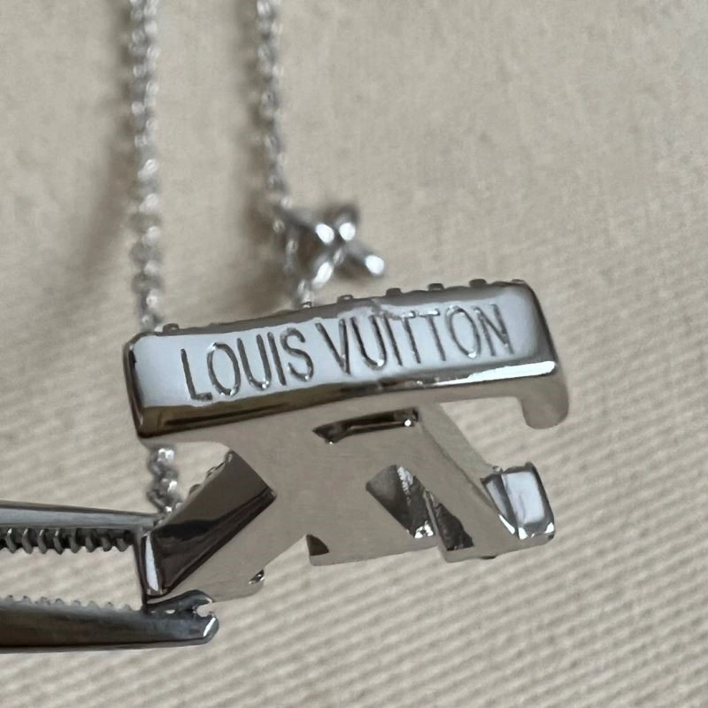 Top match Louis Vuitton Necklaces
