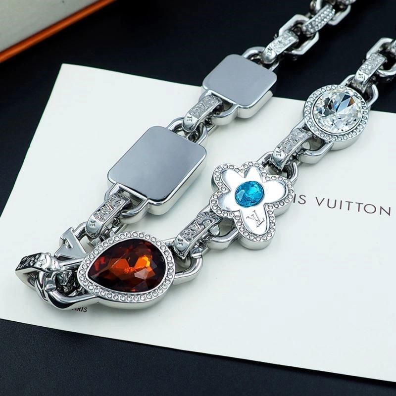 Exact replica Louis Vuitton Necklaces