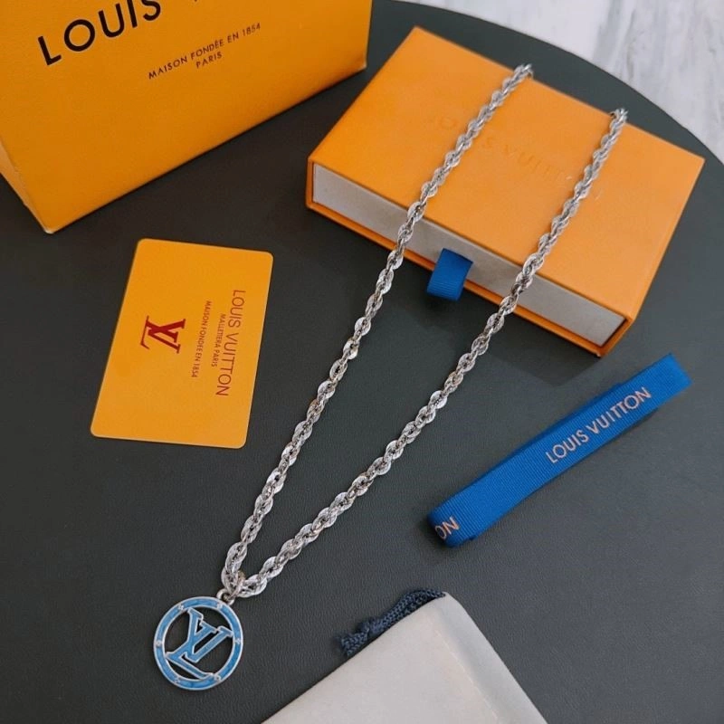 Precise copy Louis Vuitton Necklaces