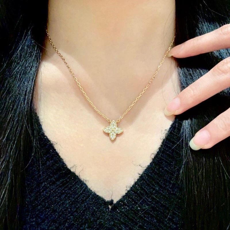 Louis Vuitton Necklaces
