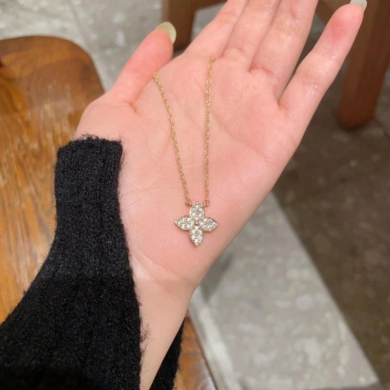 OEM Louis Vuitton Necklaces