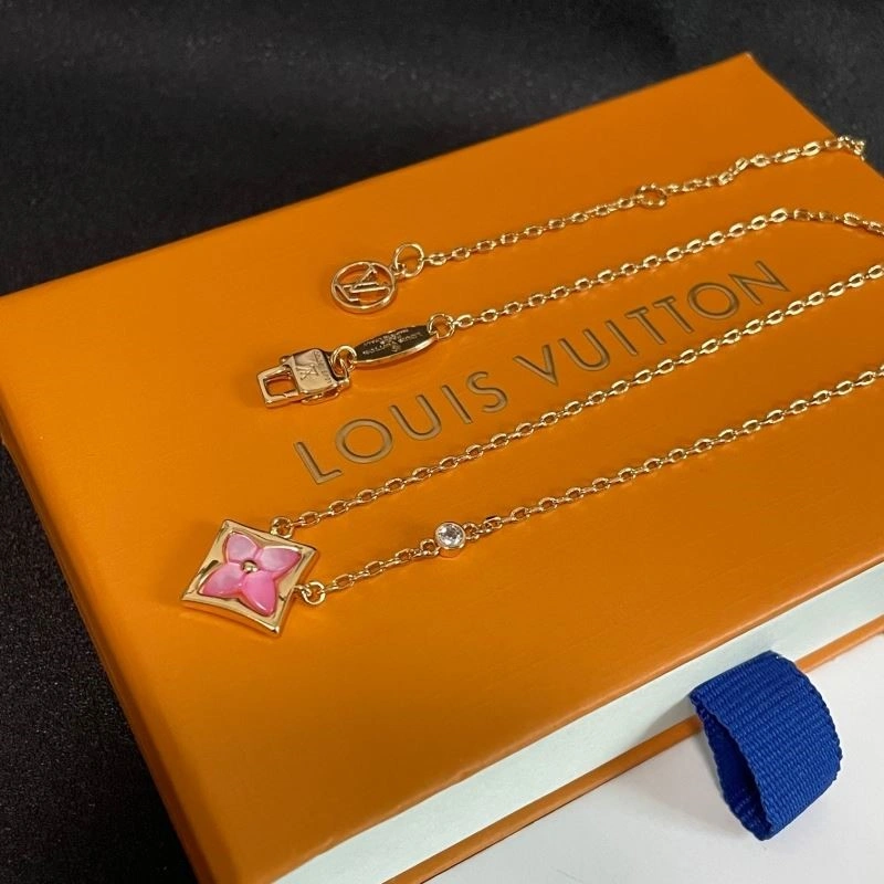 Legit Louis Vuitton Necklaces