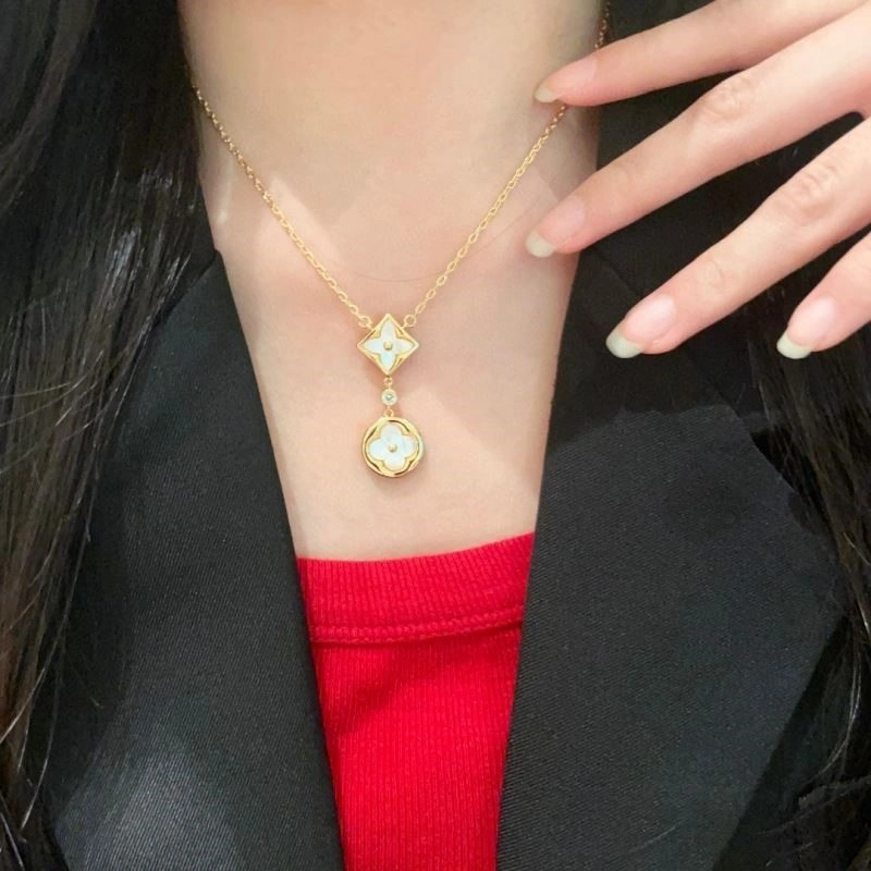 Louis Vuitton Necklaces