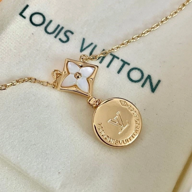 Discounted Louis Vuitton Necklaces