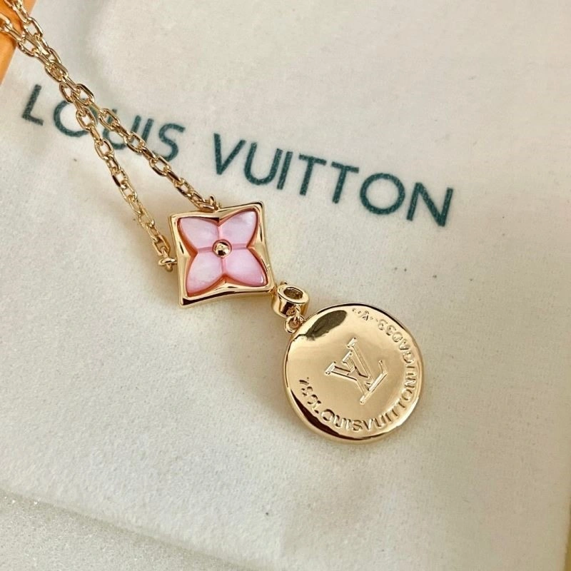 Official Louis Vuitton Necklaces