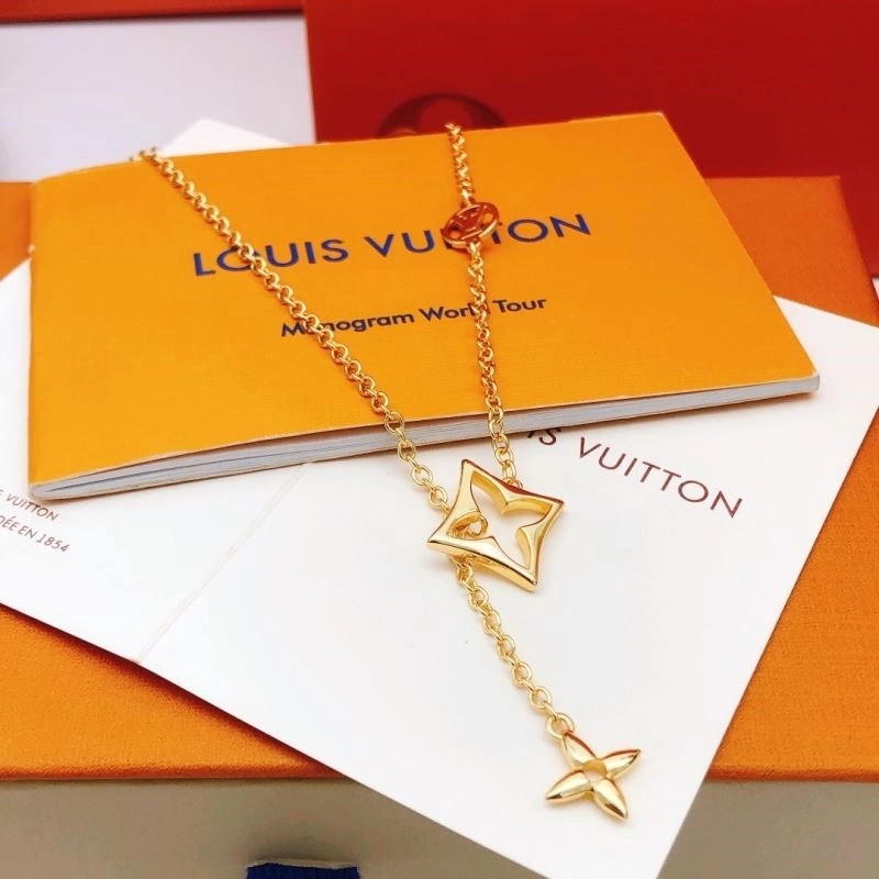 Bargain Louis Vuitton Necklaces