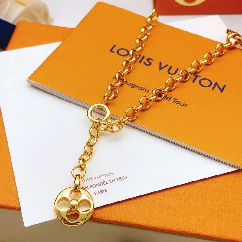 Bargain Louis Vuitton Necklaces