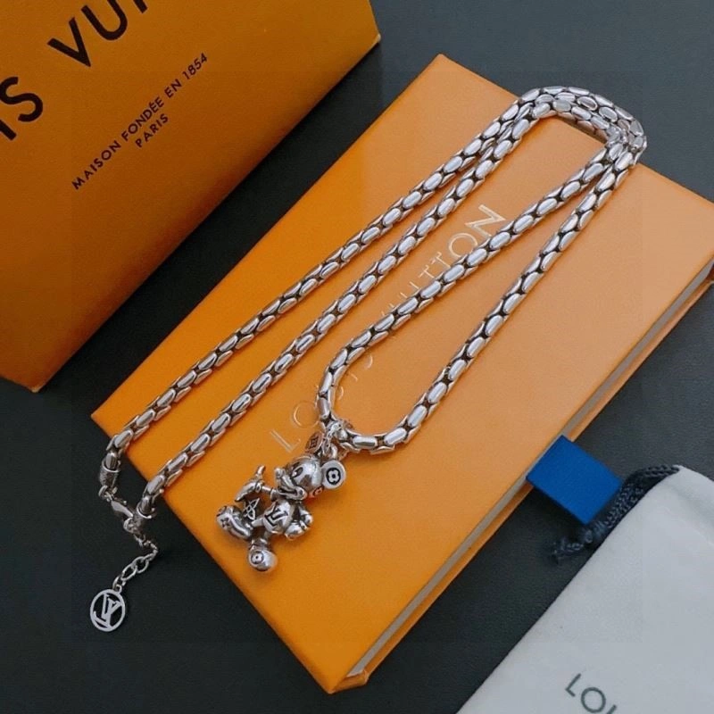 Exact replica Louis Vuitton Necklaces