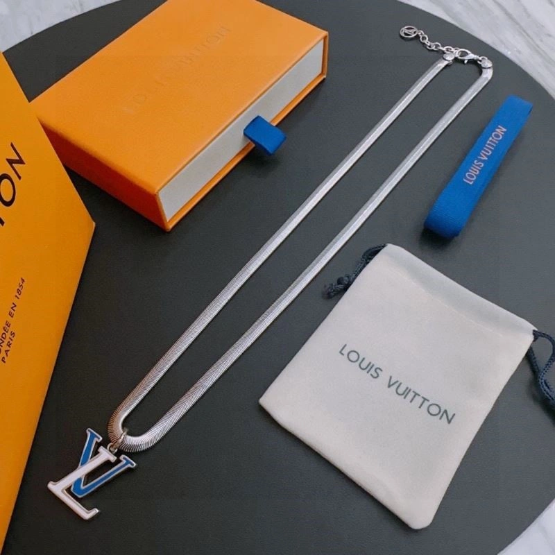 Mirror quality Louis Vuitton Necklaces