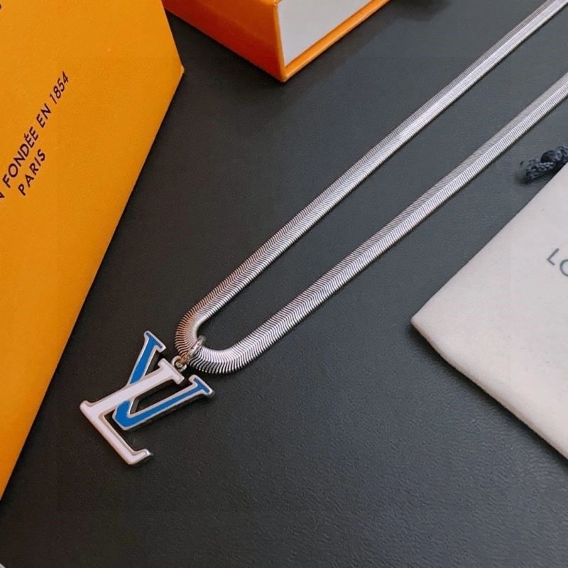 Mirror quality Louis Vuitton Necklaces