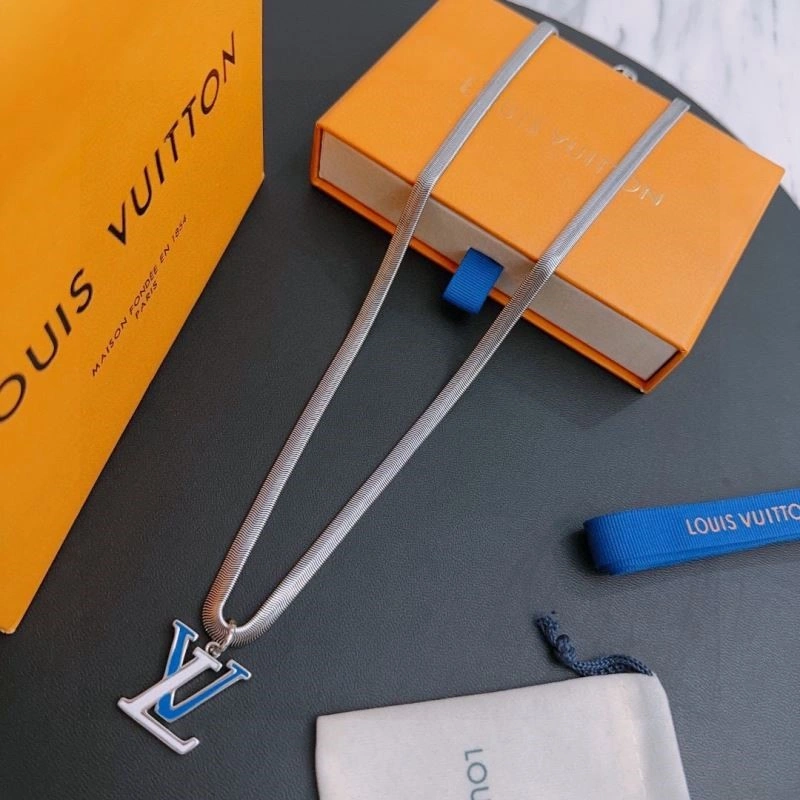 Mirror quality Louis Vuitton Necklaces