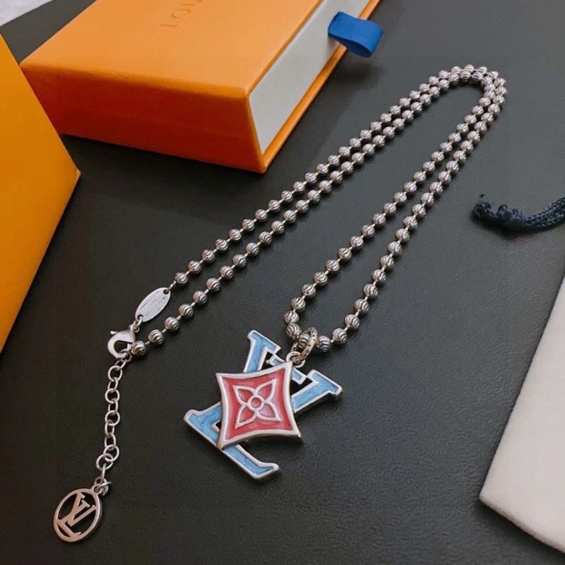 Brand-authenticated Louis Vuitton Necklaces