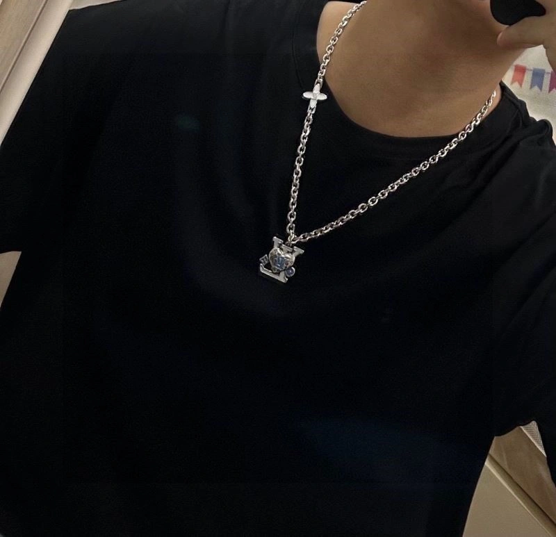 OEM Louis Vuitton Necklaces