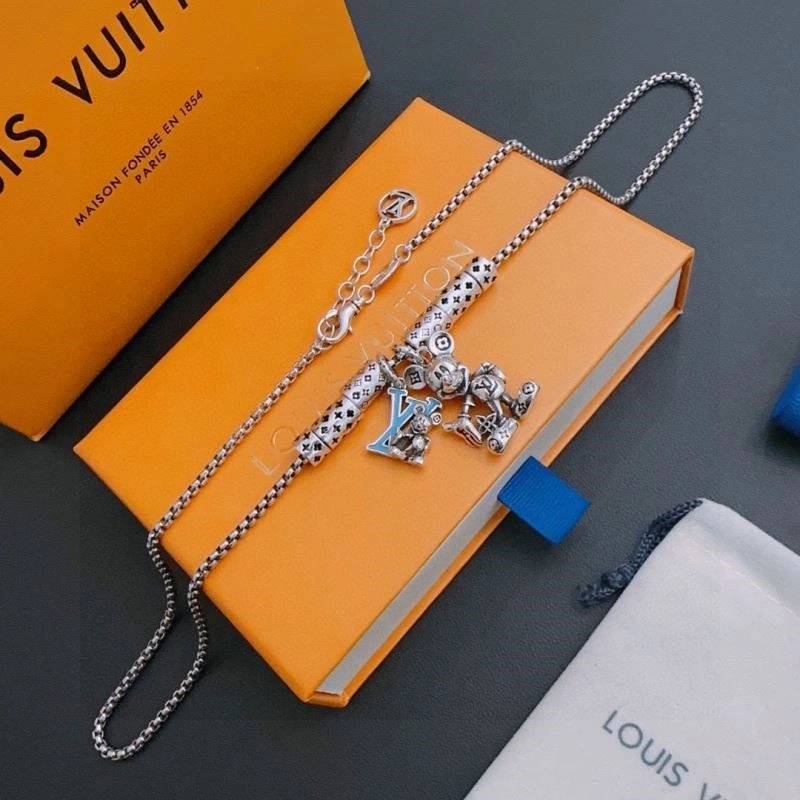 Top match Louis Vuitton Necklaces